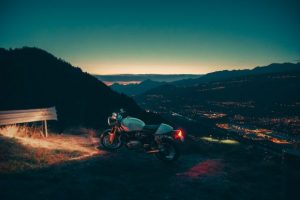 Essential Tips for Riding Safely during Strong Winds | Motorcycle Tests